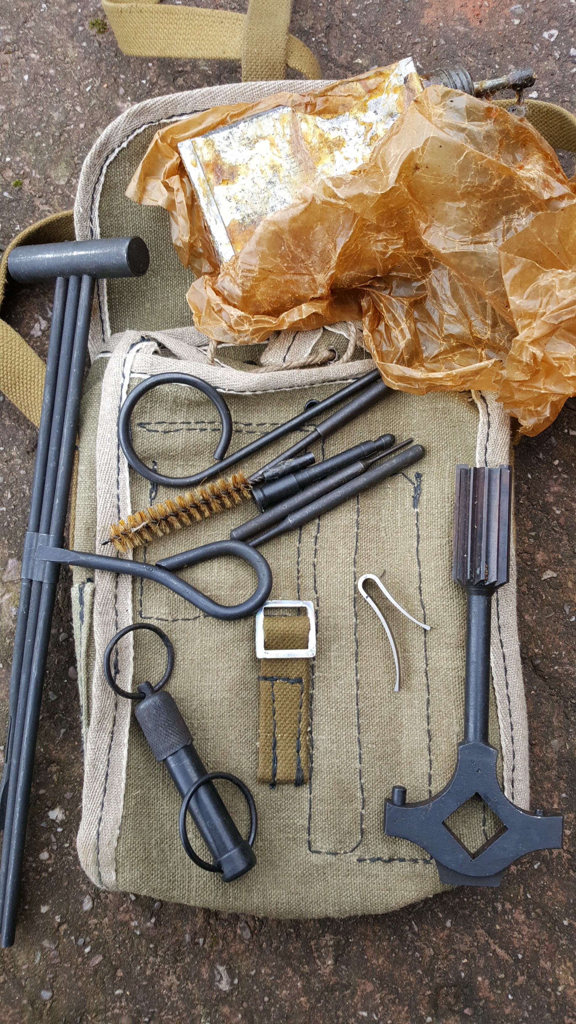 Russian Maxim Tool / Cleaning Kit in pouch - Saracen Exports