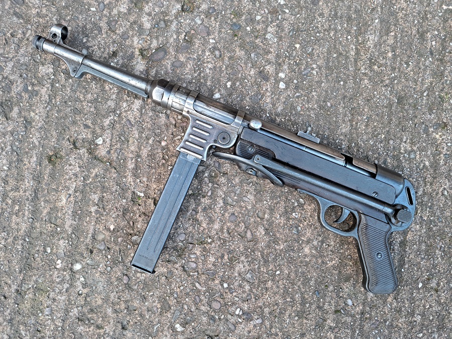 German MP38/MP40 S/N 6095 AYF41 Price £3300 - Saracen Exports