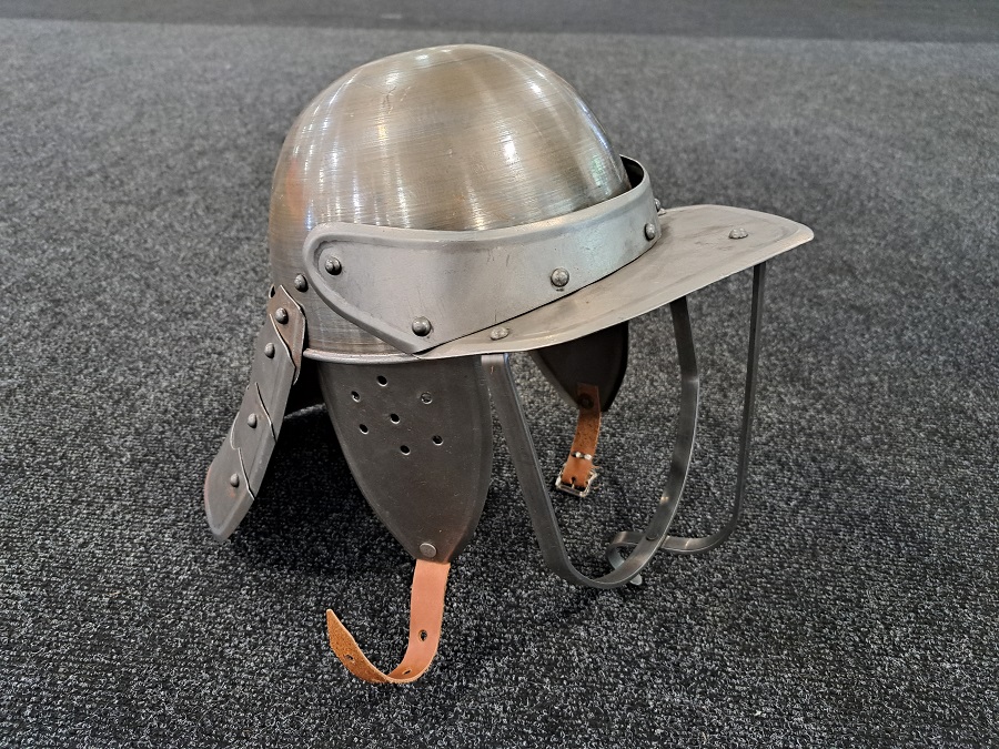 Lobster Pot Helmet - Saracen Exports