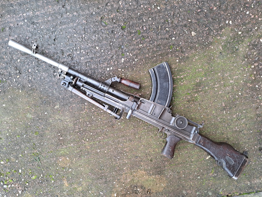 Bren MK1 Enfield mfg, dated 1940 S/N D8777 - Saracen Exports